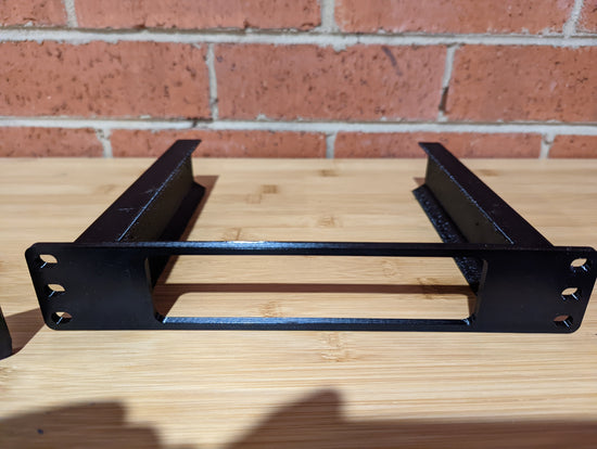 Rack mount for Ubiquiti Unifi Switch Lite 16 PoE (10-Inch) – Hive Tech ...